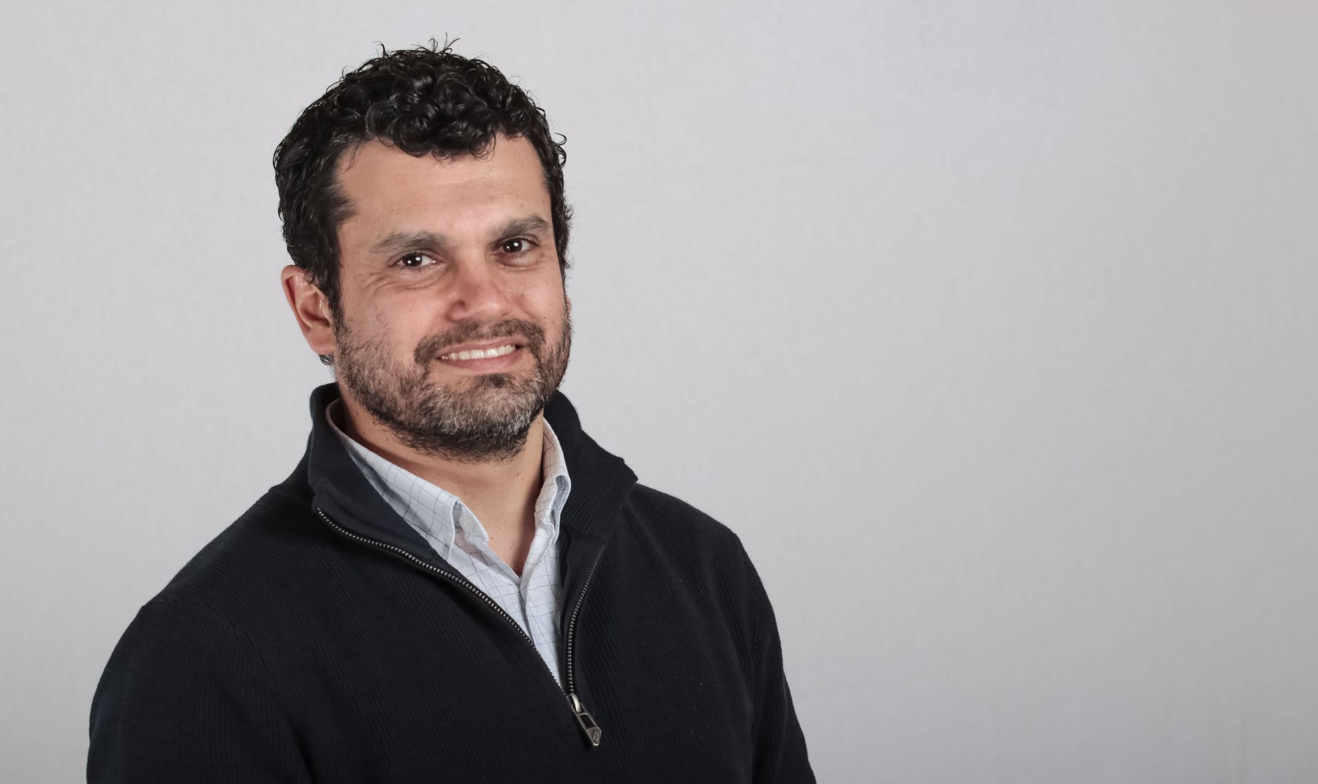 Universidad de Valparaíso - Profesor Jaime Bassa asume la dirección del Doctorado en Estudios ...